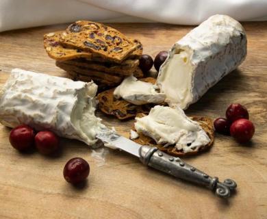 Rolling Cheese Victorious Vintage Cheddar – Moore & Sons Butchers